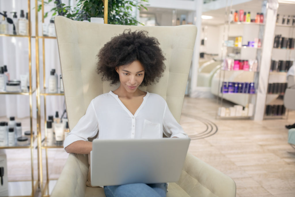 Top 6 Steps To Launching Your Own Successful Beauty Business